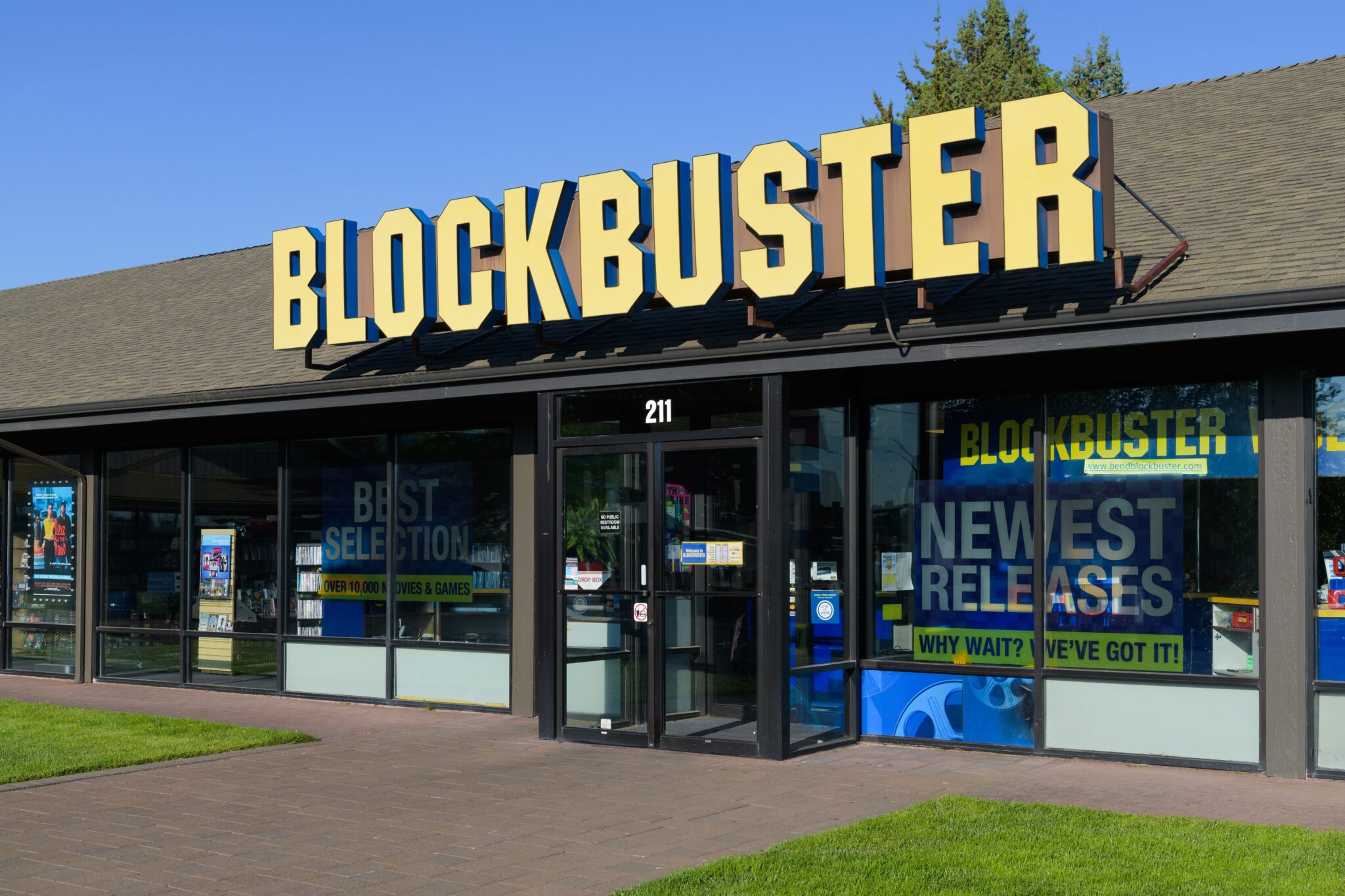 18 Once-Huge Names That Slowly Slipped Out of Conversation