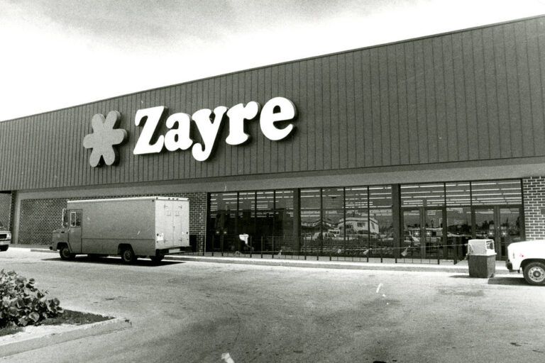 13 Insanely Popular Chain Stores from the ’60s and ’70s That No Longer ...