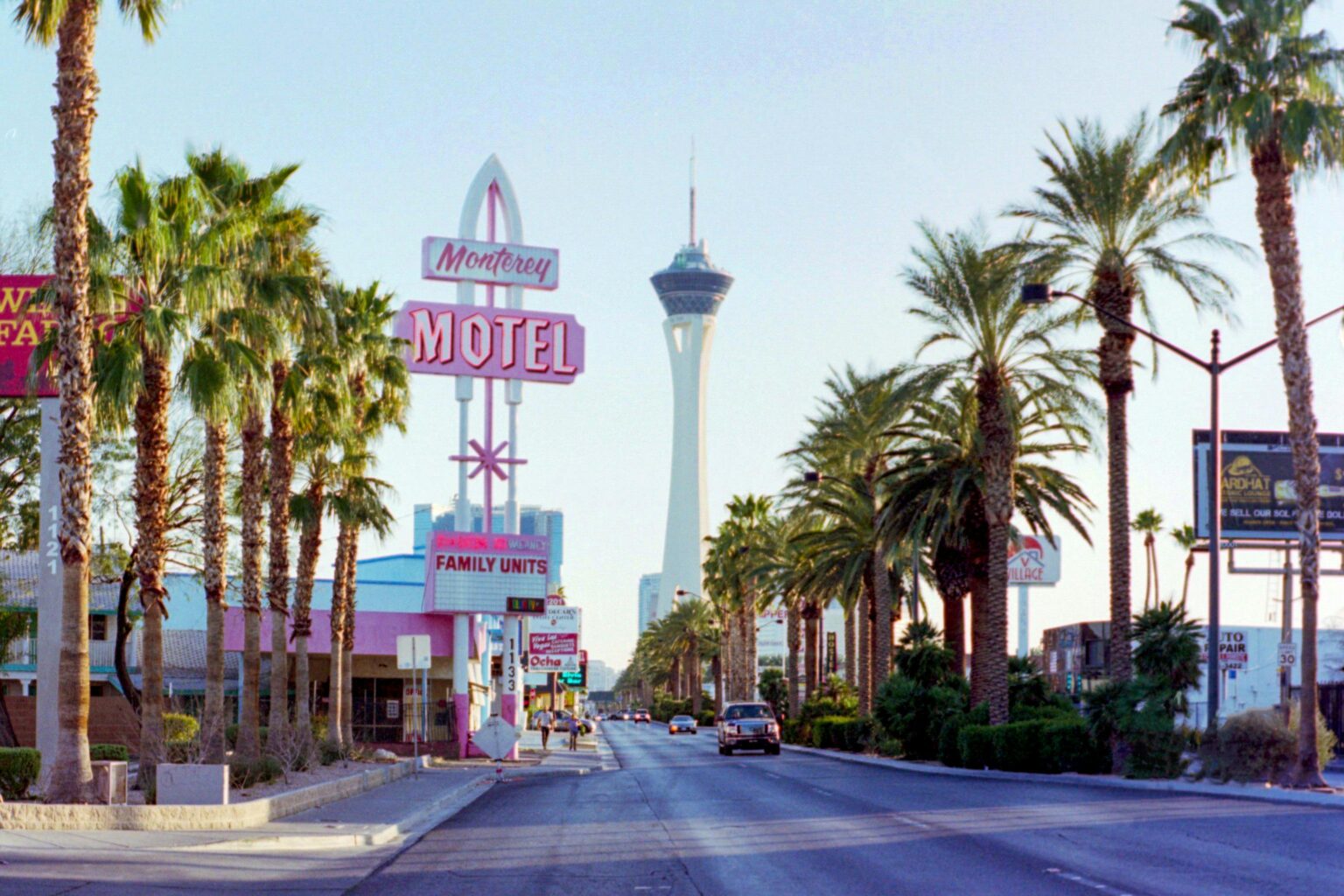 13 Retro Motel Trends from the ’50s and ’60s We Deeply Miss