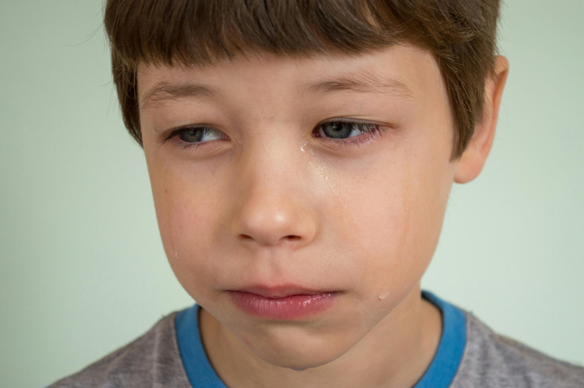 12 Outdated Parenting Rules from the ’50s That Would Be Illegal Today