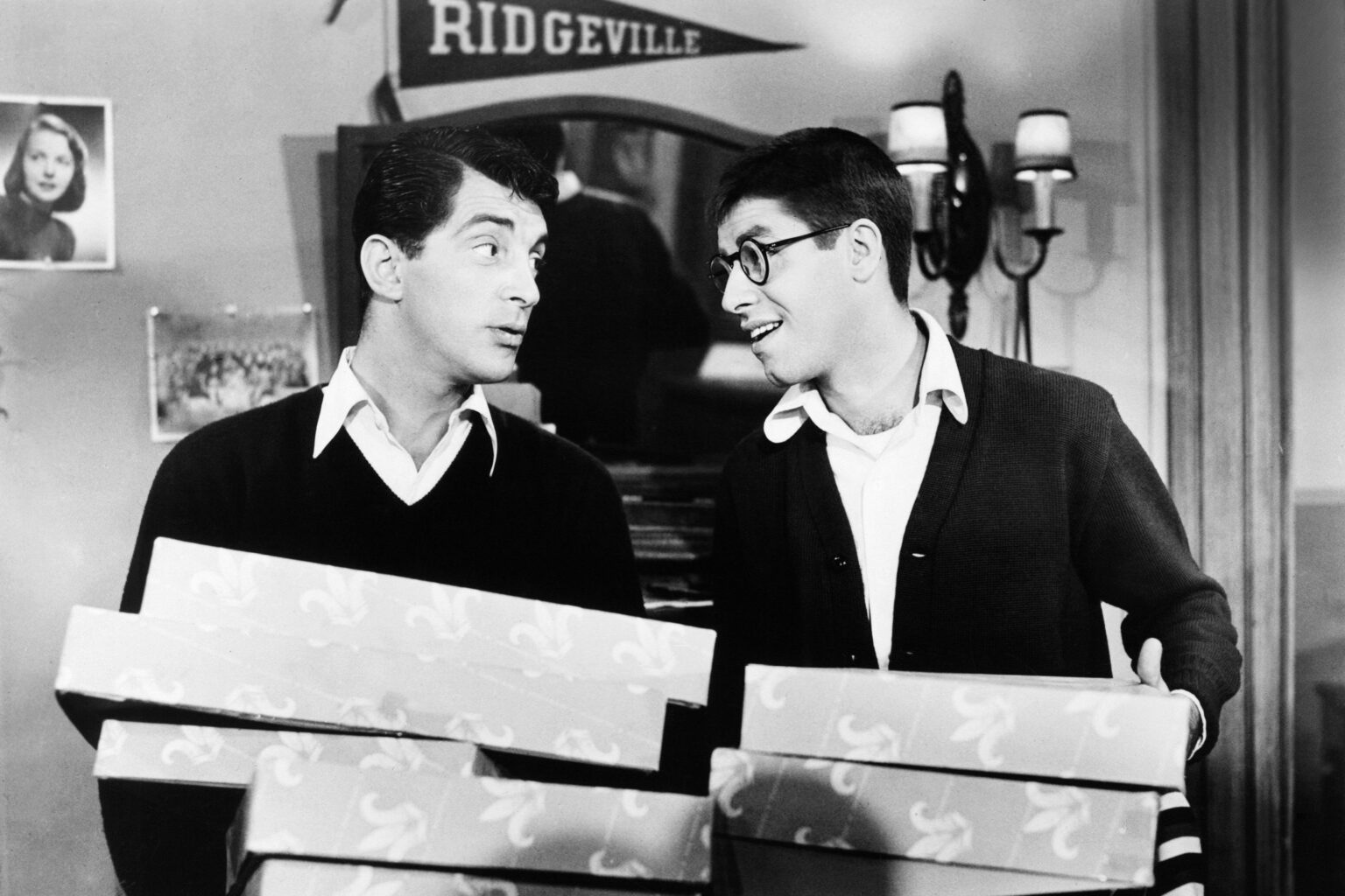 15 Forgotten College Rules from the 1950s That Show Just How Different ...