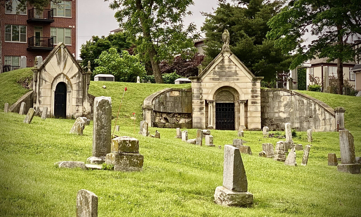 15 Cemetery Superstitions That Used to Be Taken Very Seriously