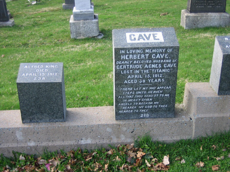 15 Cemetery Superstitions That Used to Be Taken Very Seriously
