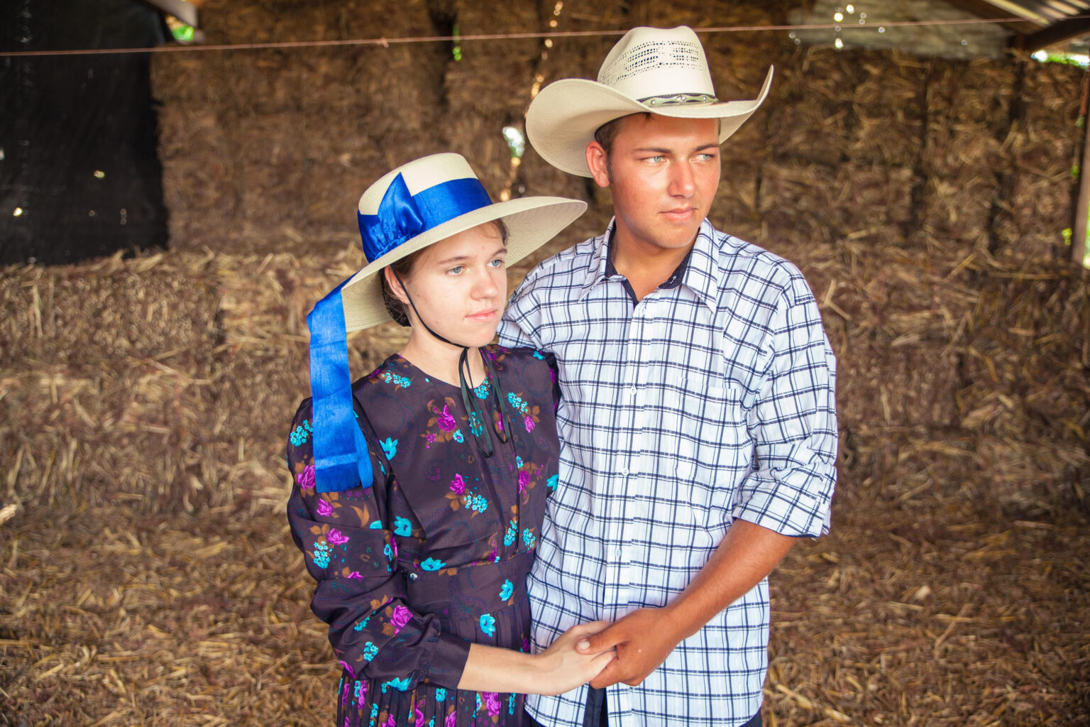 12 Everyday Activities That Mennonites Do That Amish Would Never Approve