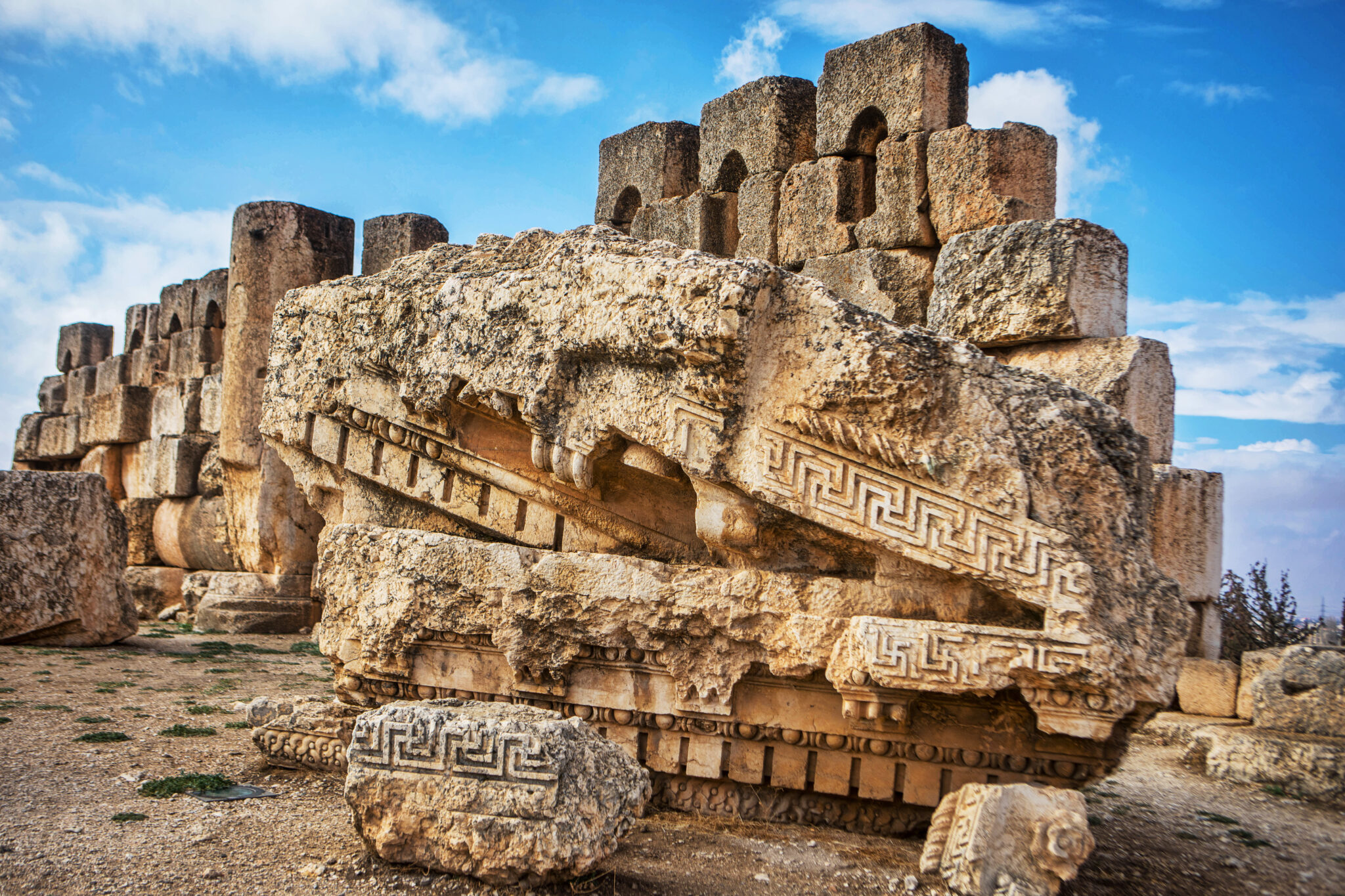 13 Ancient Monuments That Still Baffle Modern Engineers