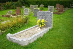 15 Cemetery Superstitions That Used to Be Taken Very Seriously