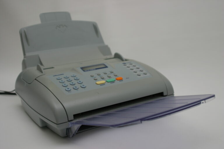 15 Forgotten Office Gadgets from the ’80s That Would Confuse Today’s ...