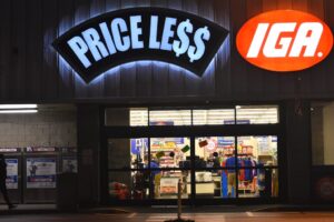 13 Forgotten Grocery Store Chains That Were Once Household Names
