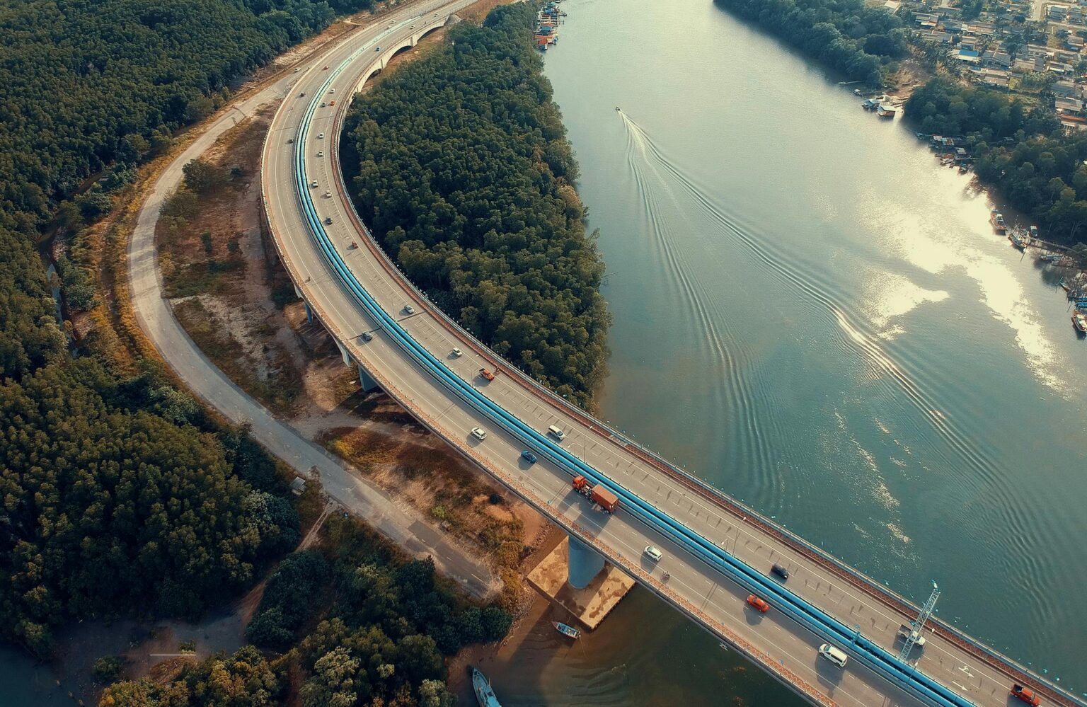 12 Haunted Bridges That Sparked Terrifying Legends