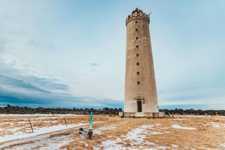 14 Spooky Lighthouses Where Keepers Vanished Without a Trace