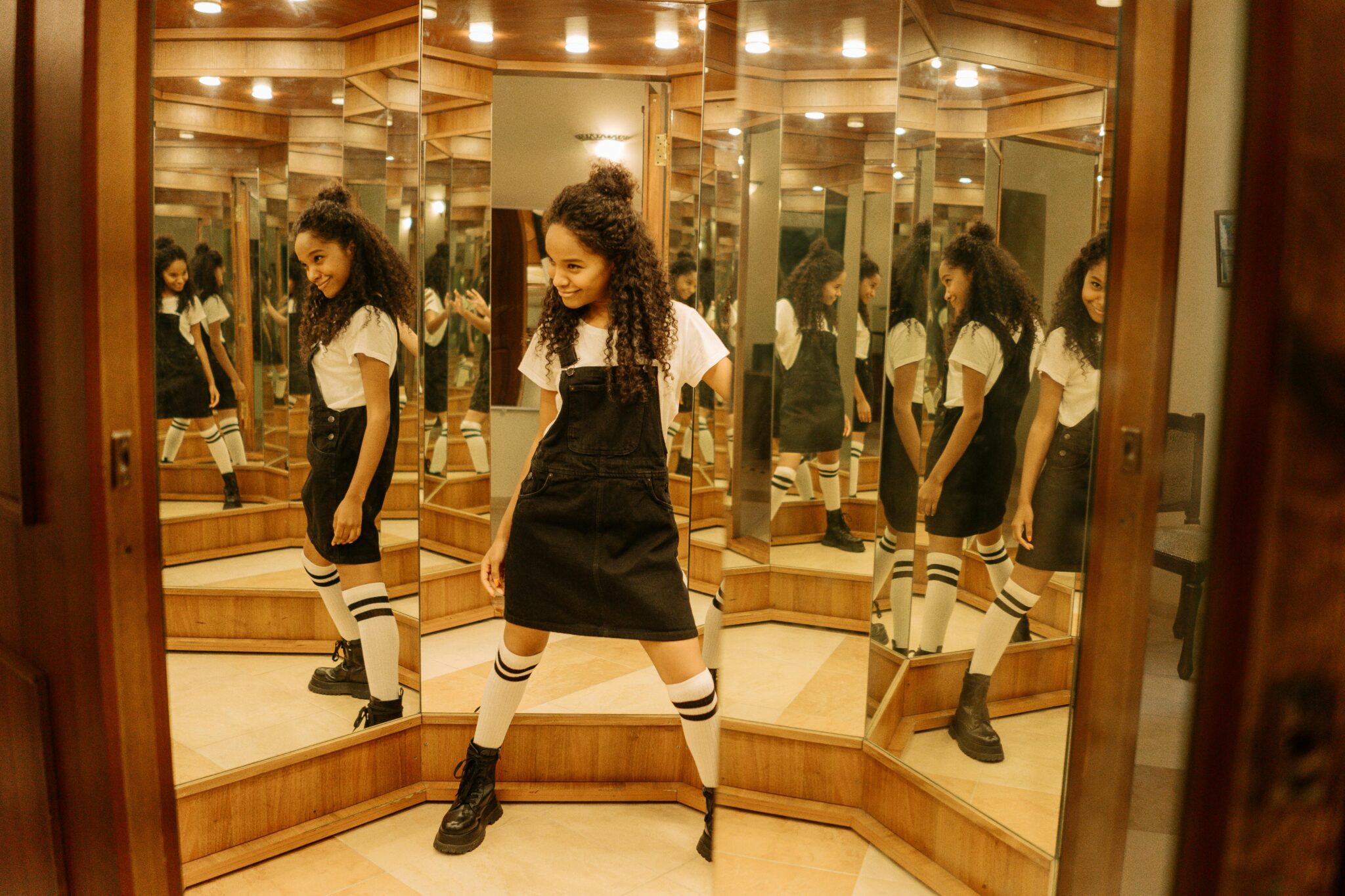 14 Creepy Myths About Mirrors That People Still Secretly Believe