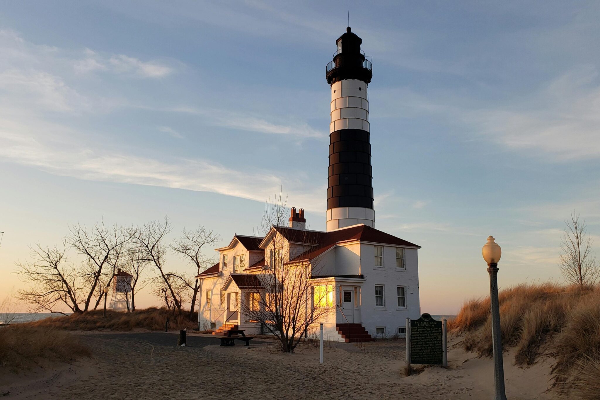 14 Spooky Lighthouses Where Keepers Vanished Without a Trace